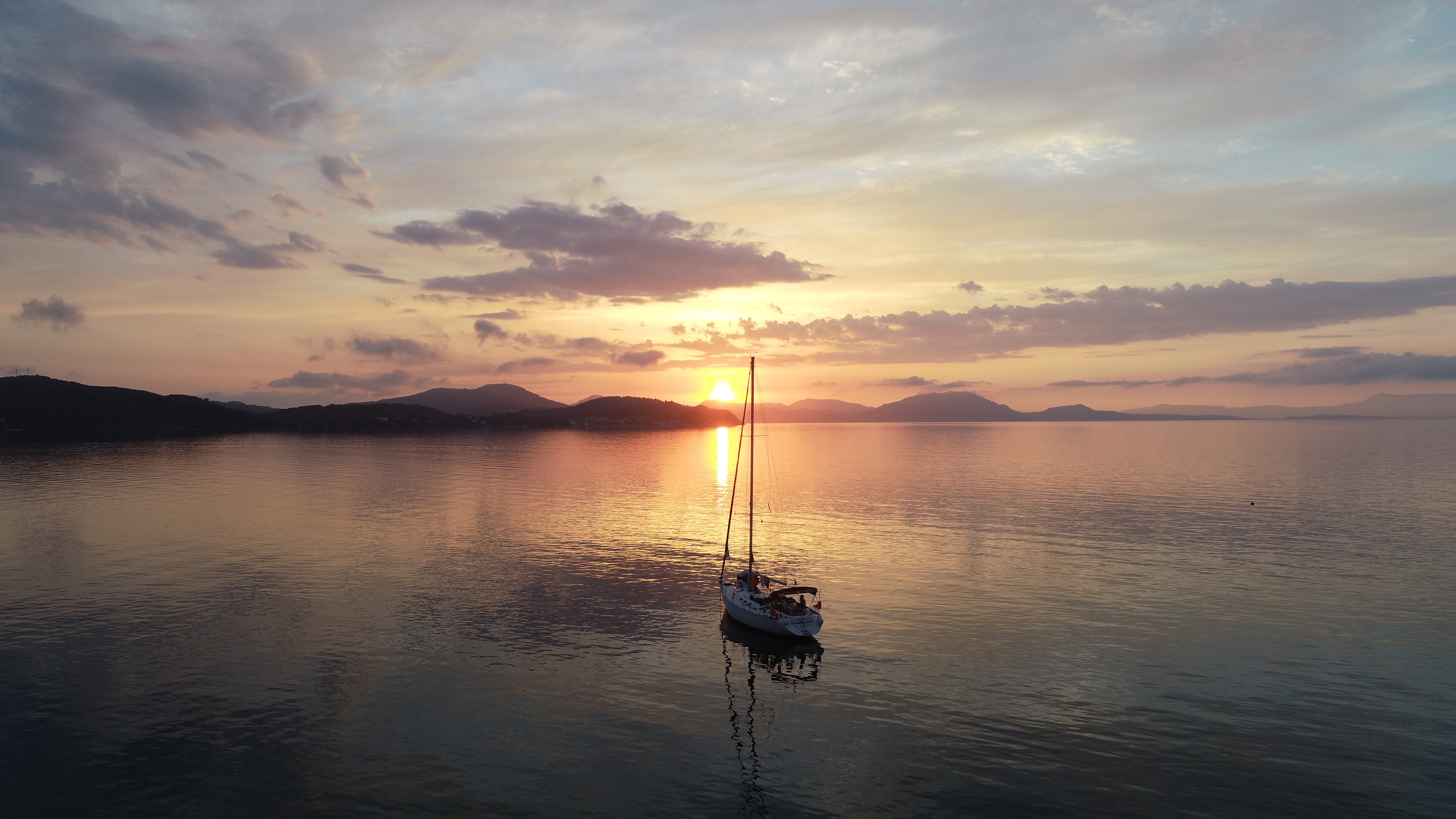 Nausys & MMK | Unsere Partnerdatenbanken | Schäfer Yacht Charter